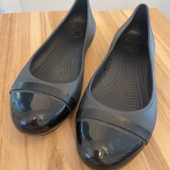 CROCS | Shoes | Ballet Flat Crocs With Shiny Toe Size 8 | Poshmark